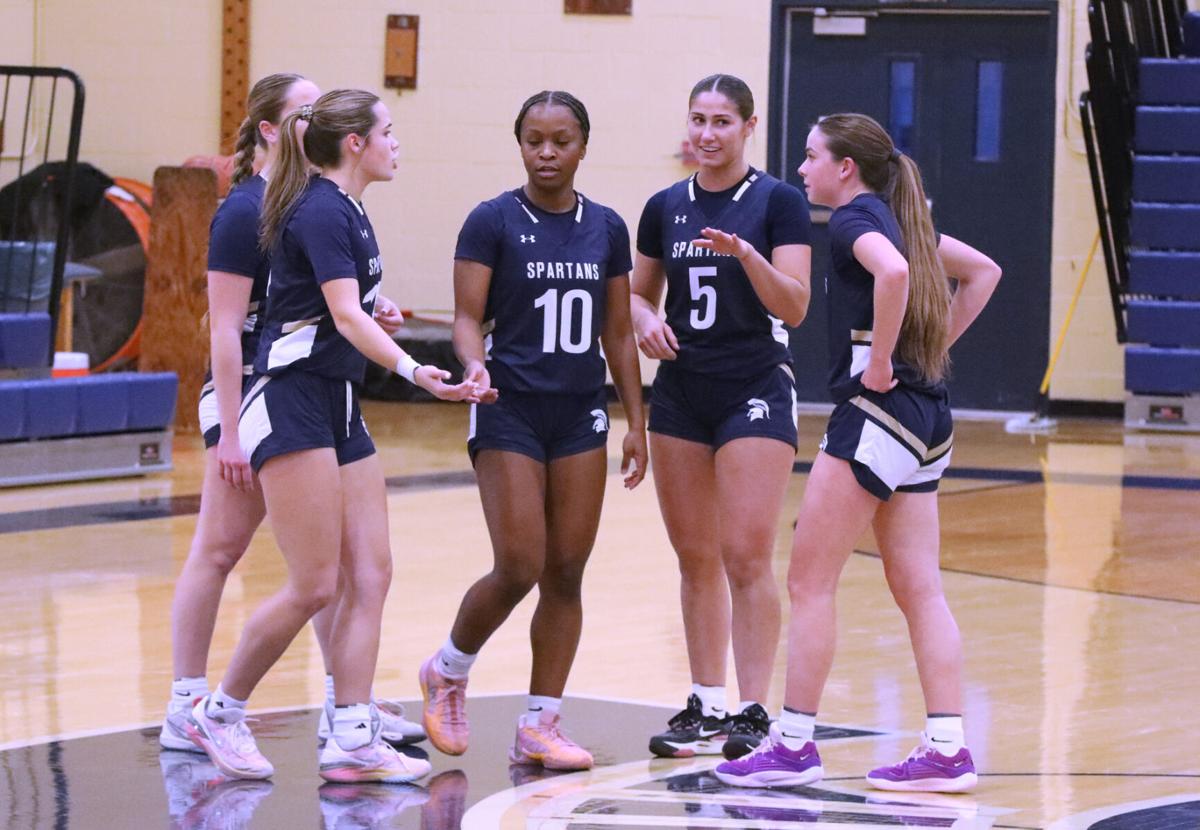 Holy Spirit hires new girls basketball coach