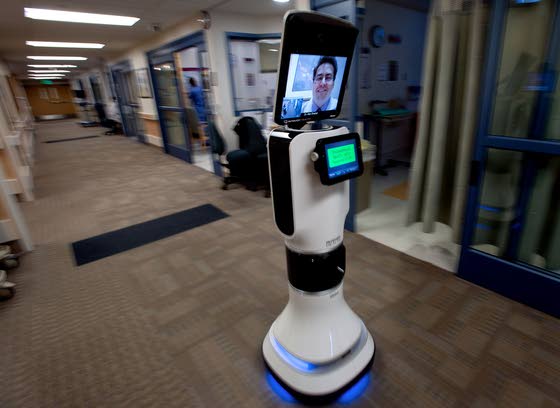 Medical robot lets doctors check on patients
