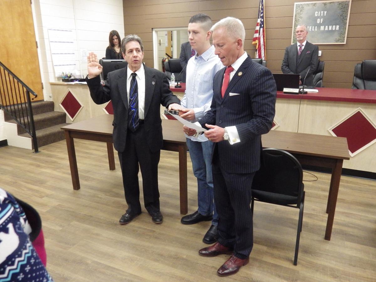 Venezia sworn in as Estell Manor mayor