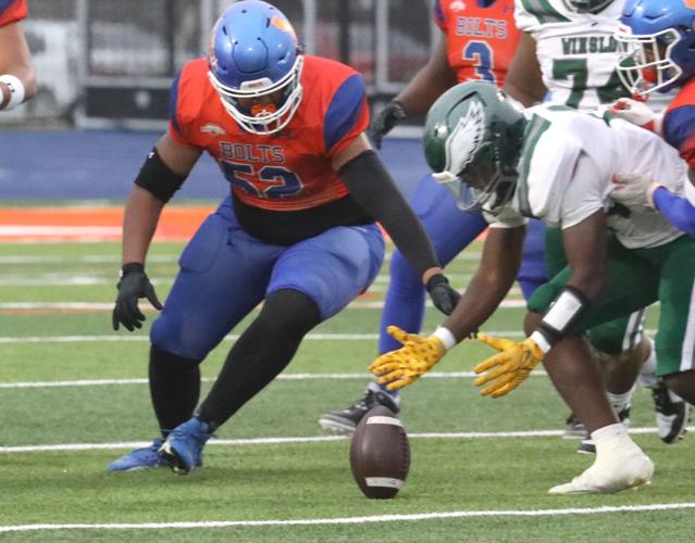 Winslow wins showdown of top-ranked Elite 11 teams
