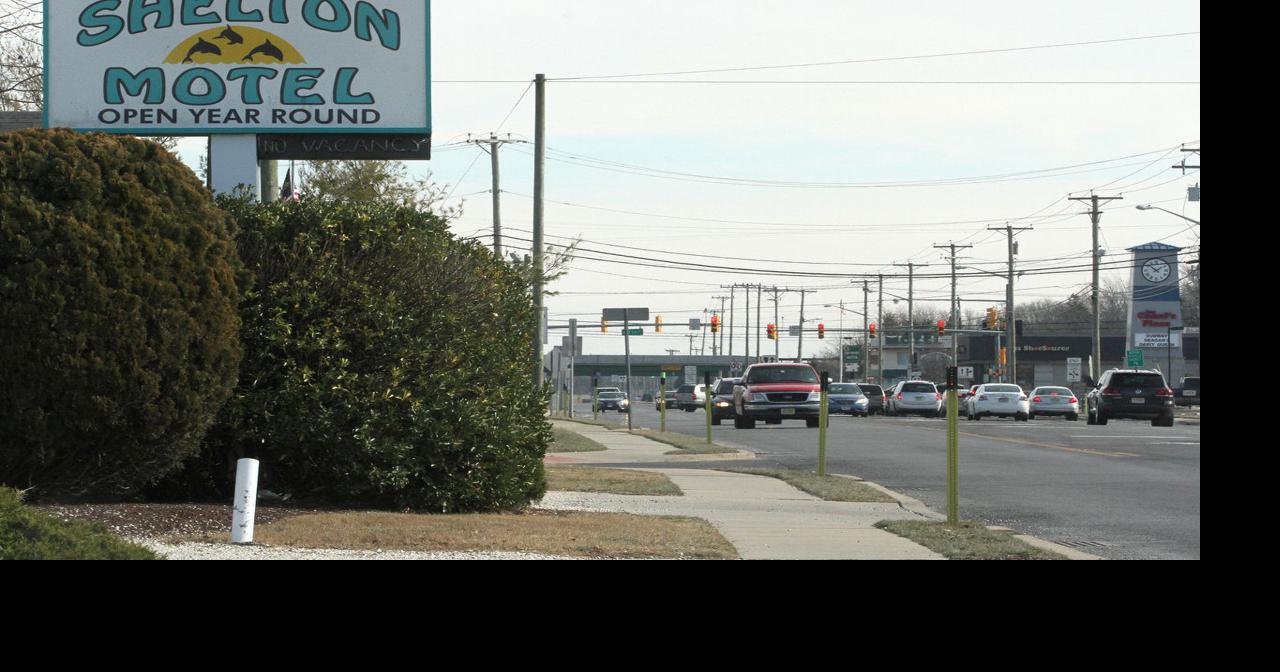 How Rio Grande motels went from drawing vacationers to the destitute