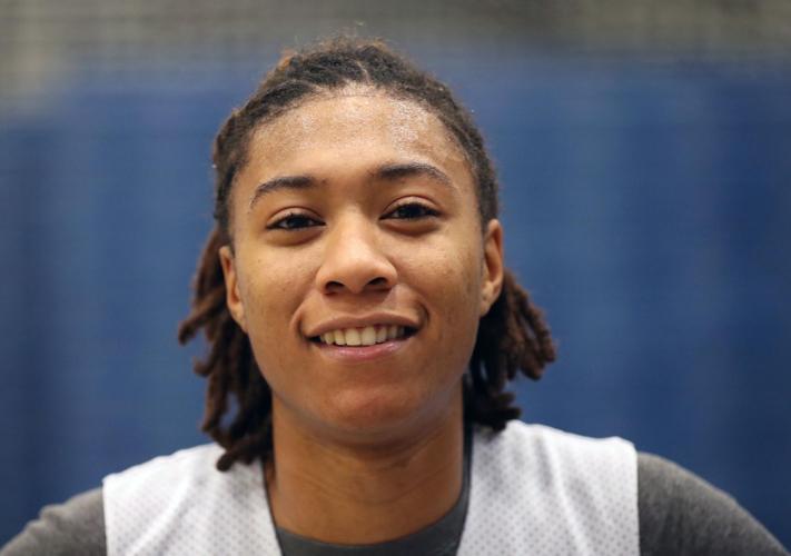 Stockton senior Sasha Williams a shot-blocking phenomenon