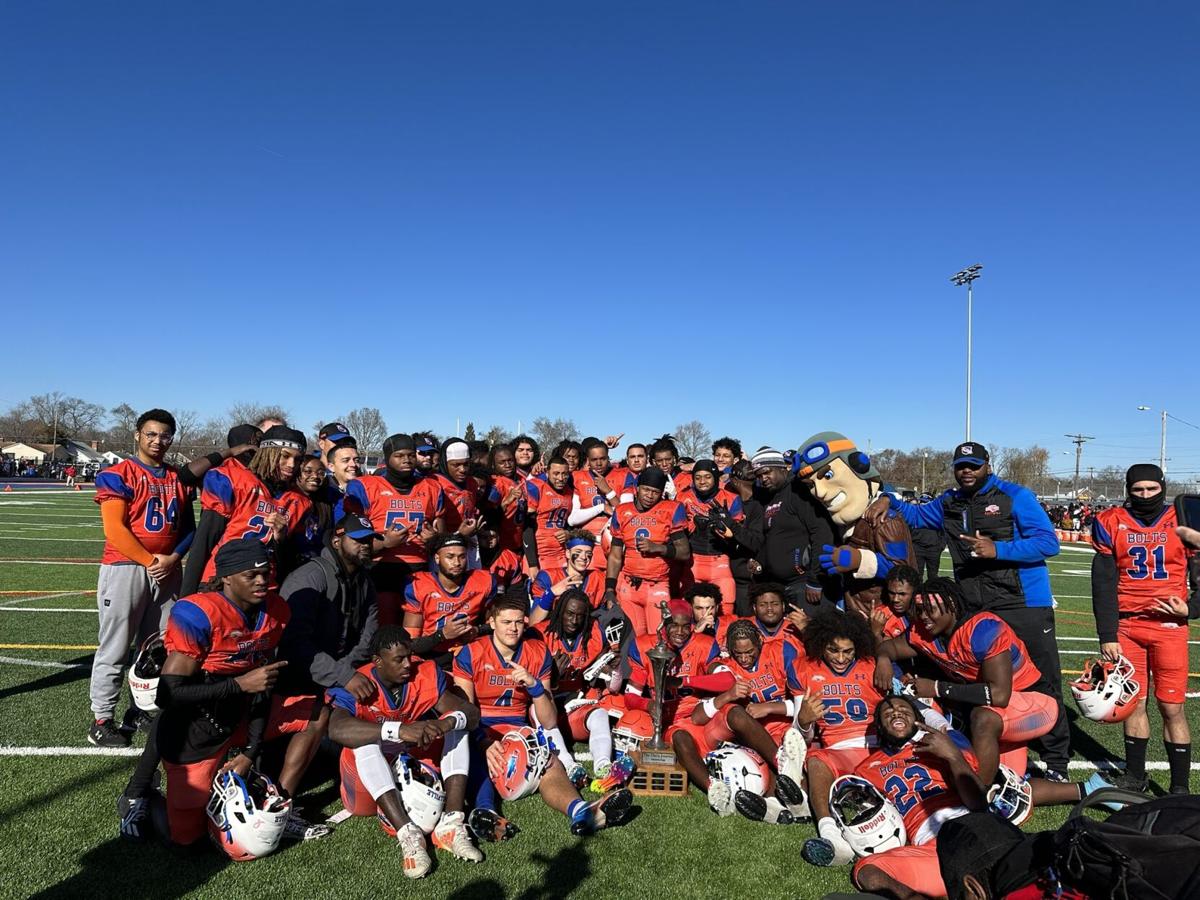 Lotzeir Brooks sets 2 records, Millville tops Vineland
