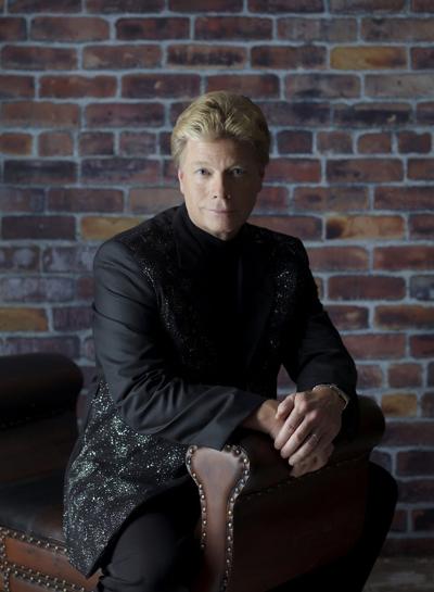 Interview with ‘The Singer’ Allen Edwards on Resorts residency through ...