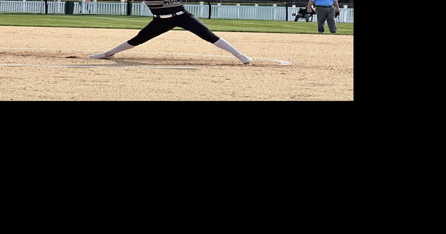 EHT softball team beats Cedar Creek