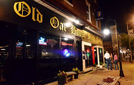 Live music an Old Oar House specialty