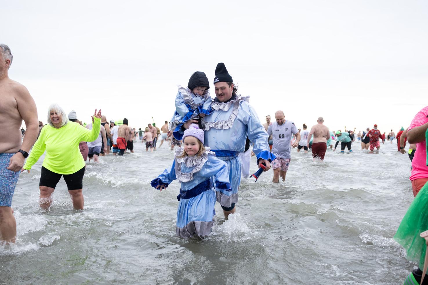 GALLERY: Polar Bear Plunge In Wildwood