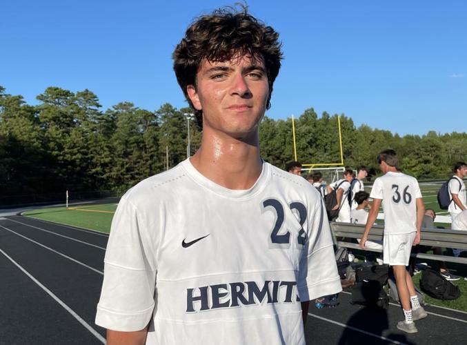 Andreas LaRosa's late goal lifts No. 4 St. Augustine past No. 11 EHT