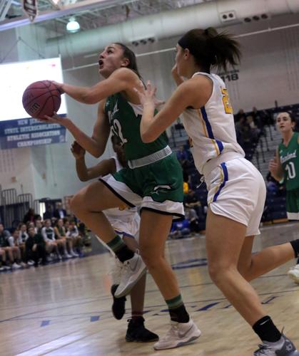 Kylee Watson says 'family culture' led her to choose Oregon basketball