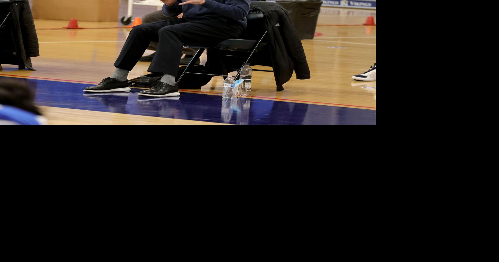 Wildwood Catholic girls basketball coach Steve DiPatri nearing 500 wins