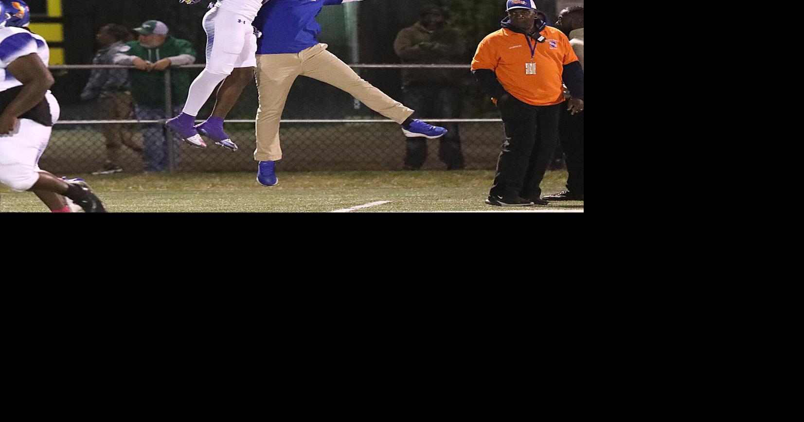 Lotzeir Brooks caught 56 passes for 1,260 yards and 16 TDs