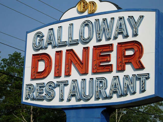 Mayor lauds return of the Galloway Diner