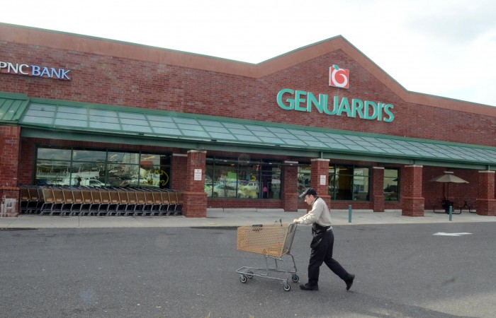 Workers, customers lament closing of Genuardi's supermarkets in ...