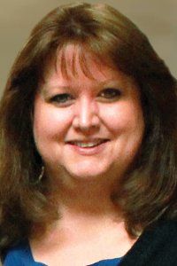 Florence Smith earns service excellence award