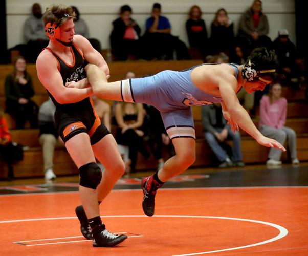 Middle Township wrestling honors seniors with big win over rival Lower ...