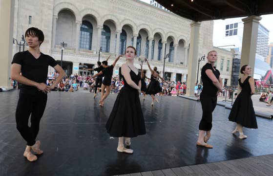 Atlantic City Ballet performs free show at Kennedy Plaza; more set for ...