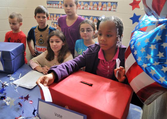 Hess Complex students cast ballots as homerooms stand in for states