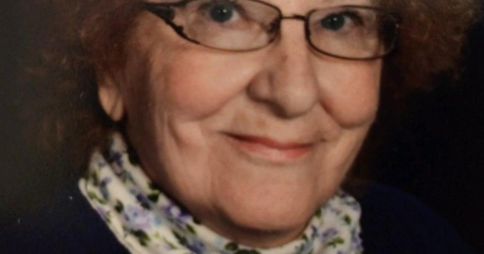 Whitten, Helen (nee Shoonkoff)