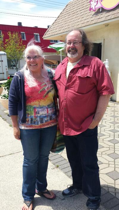 Couple seeks to bring art to the sidewalks of Brigantine