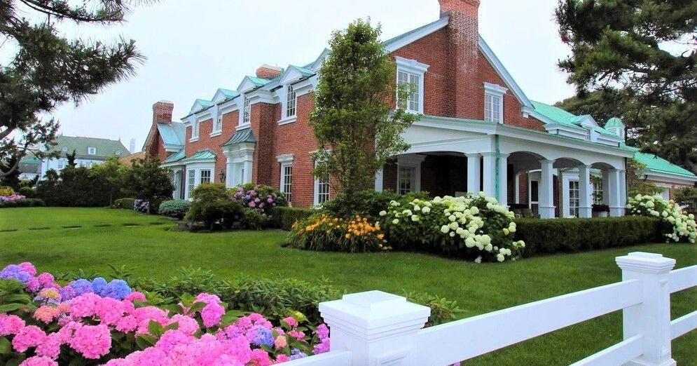Ultra-luxurious Ventnor estate built by eminent local entrepreneur
