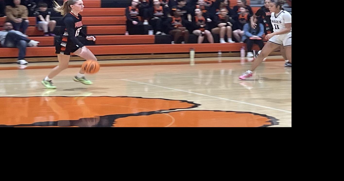 Middle girls beat EHT to reach CAL Tournament semifinals