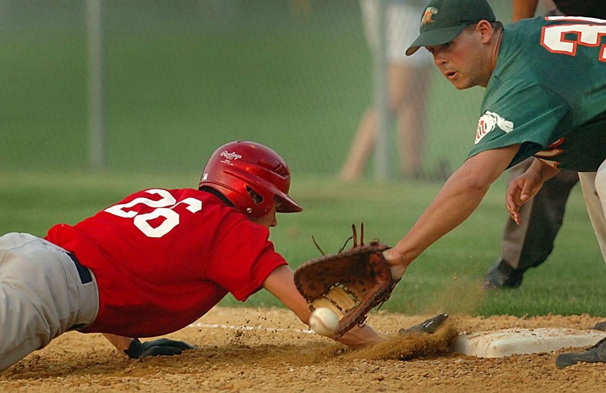 Former ACBL player Tim Cooney makes debut vs. Phillies