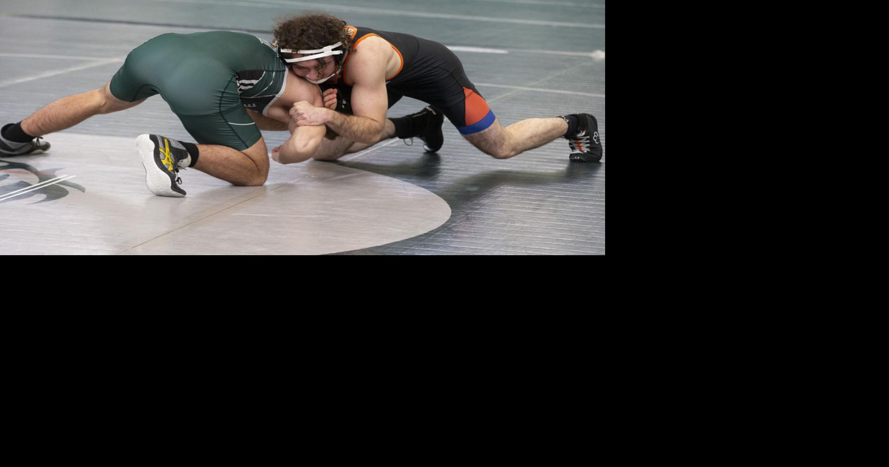 Ryan Tepper's pin lead Millville past Mainland in quad-meet