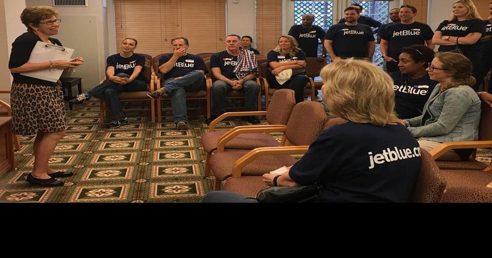 JetBlue Employees Volunteer at Seashore Gardens in Galloway