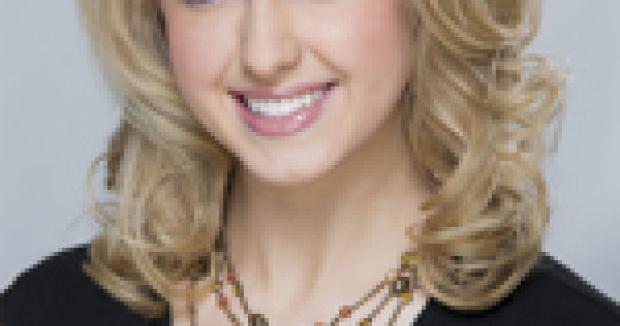 Miss Connecticut Acacia Courtney