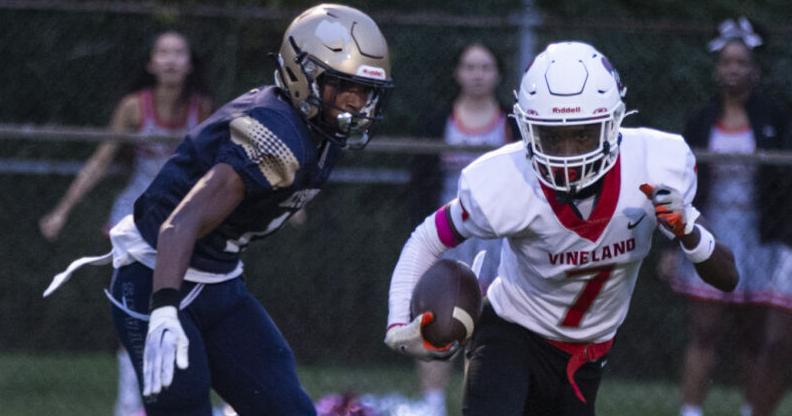 Snapshot preview of ACIT Red Hawks' football season