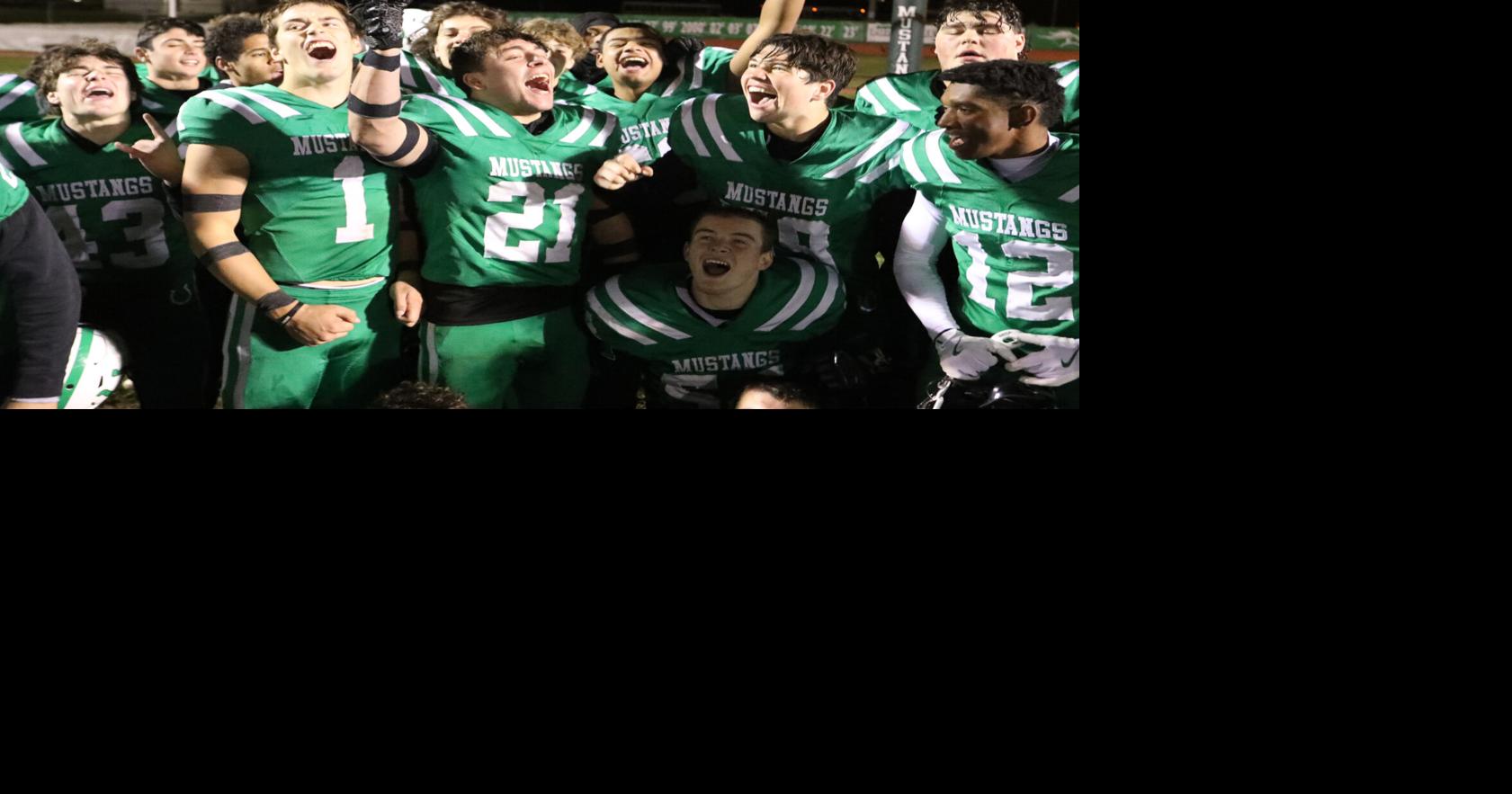 GALLERY: Mainland Regional vs. Seneca football