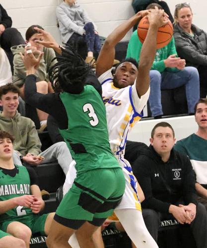 Mainland Regional advances in CAL Tournament