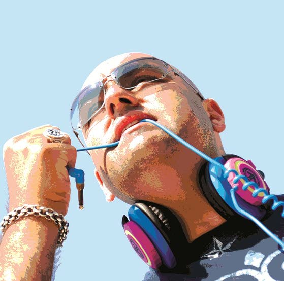 DJ Spotlight: DJ Manolo at Sammy's Beach Bar