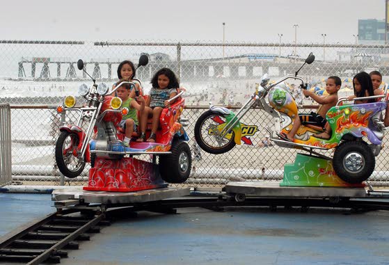 Throw Your Hands Up: Plenty of new amusement rides hit the shore this ...