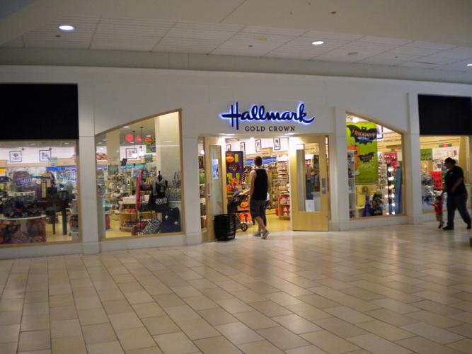 Norman's Hallmark, with Hamilton Mall store, is still keeping up with ...
