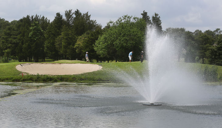 17 acres of water and breathtaking green at Harbor Pines