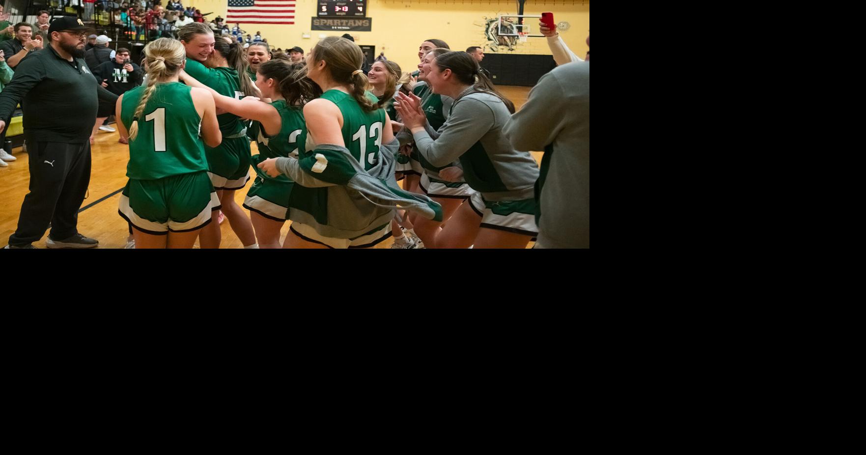 Sydney Stokes scores at buzzer, sends Mainland to sate final