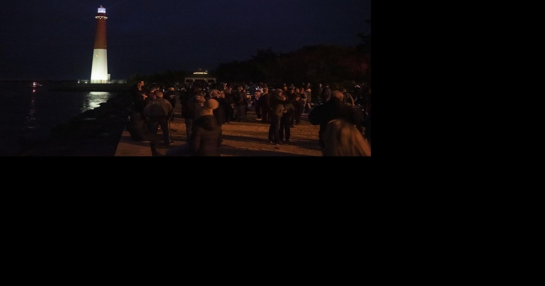 GALLERY: Barnegat Lighthouse relighting ceremony and beach bonfire