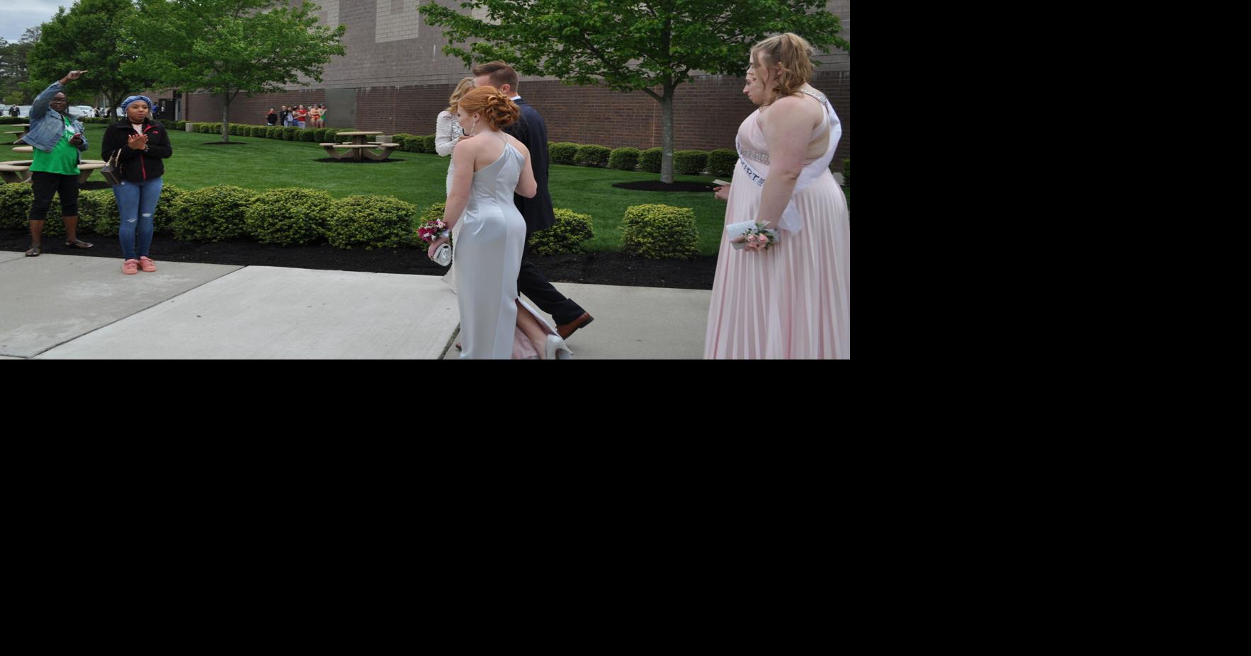 EHTHS prom 2017 (46).JPG