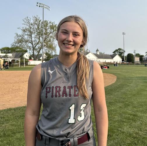 Liz Martin, Leah Martin help Cedar Creek beat Middle in playoffs