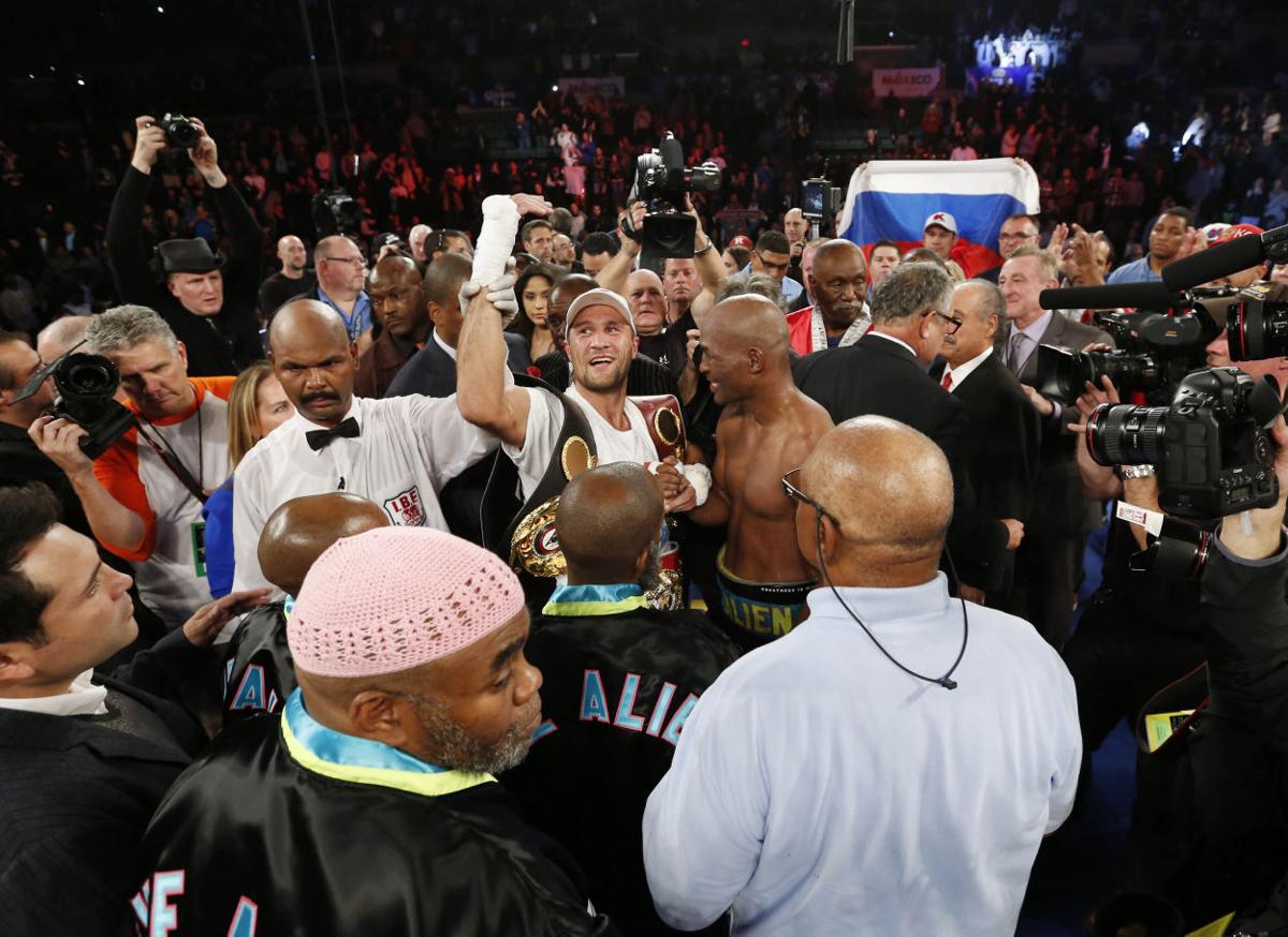 Kovalev dominates Hopkins at Boardwalk Hall | Boxing/MMA ...