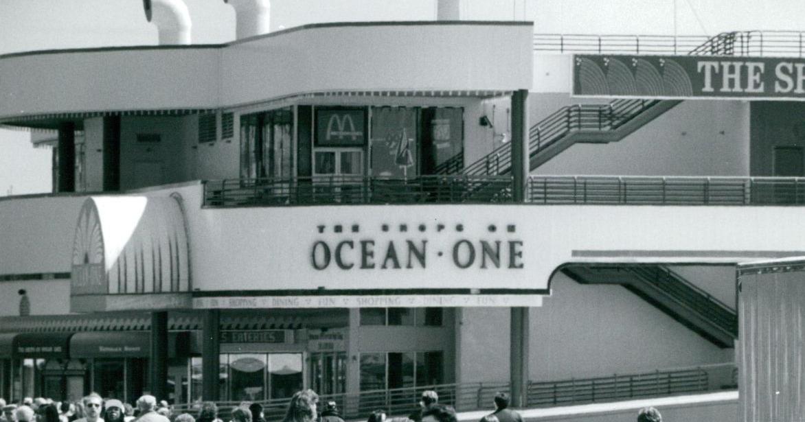 HISTORY NOTES Ocean One Mall, 1993