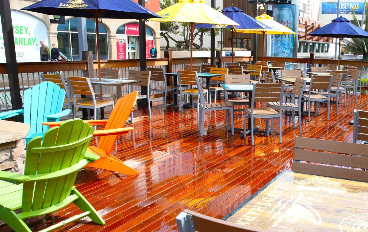 Resorts' hosts grand opening of Fins Bar