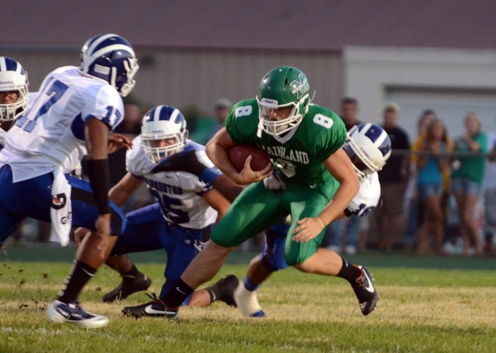 Mainland Regional High School opens its football season on an emotional ...
