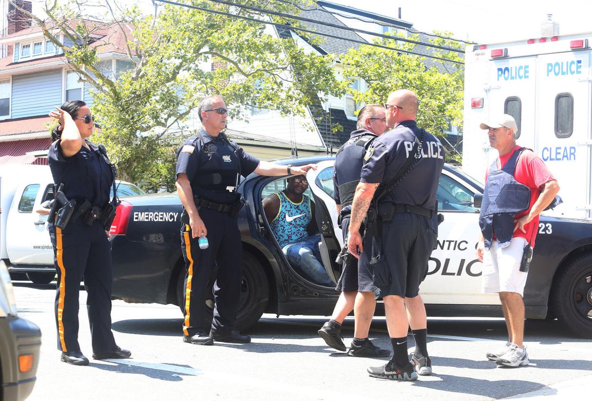 Atlantic City Swat Police Arrest Man Who Barricaded Himself News