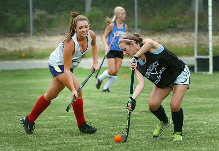 Masters of the midfield: Unbeaten Southern field hockey team outscoring ...
