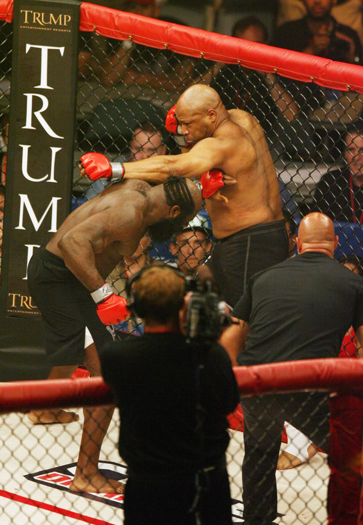 MMA figher Kimbo Slice, who made pro debut in A.C., dies at 42 | Boxing ...