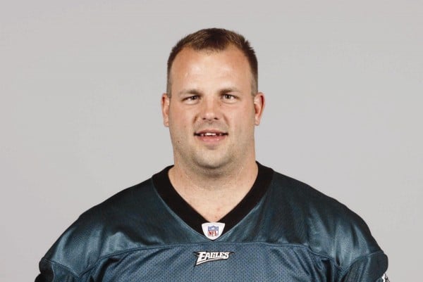Former Eagle Runyan hired by NFL