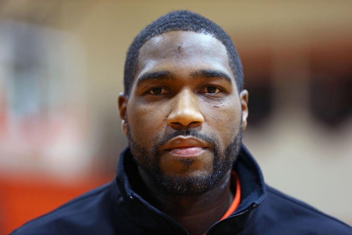 Ex-Division I local star Farmer brings his competitive spirit to Middle ...