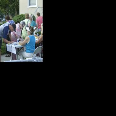 Save Absecon signs on more recruits